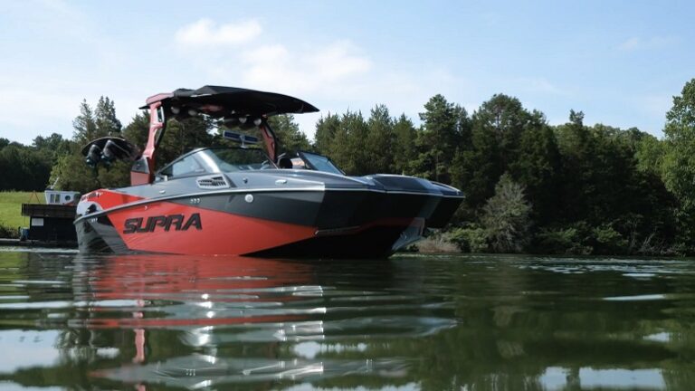 Best Wakeboard Boat [2023] Reviews of The Top 8