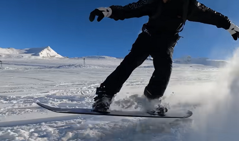 Skateboard Vs Snowboard - A Quick Comparison