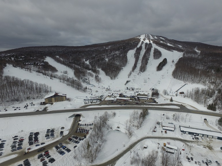 12 Best Ski Resorts in Vermont- Our Experts Guide