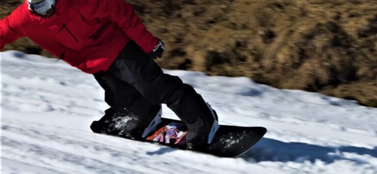 Burton Skeleton Key Snowboard Review 2024